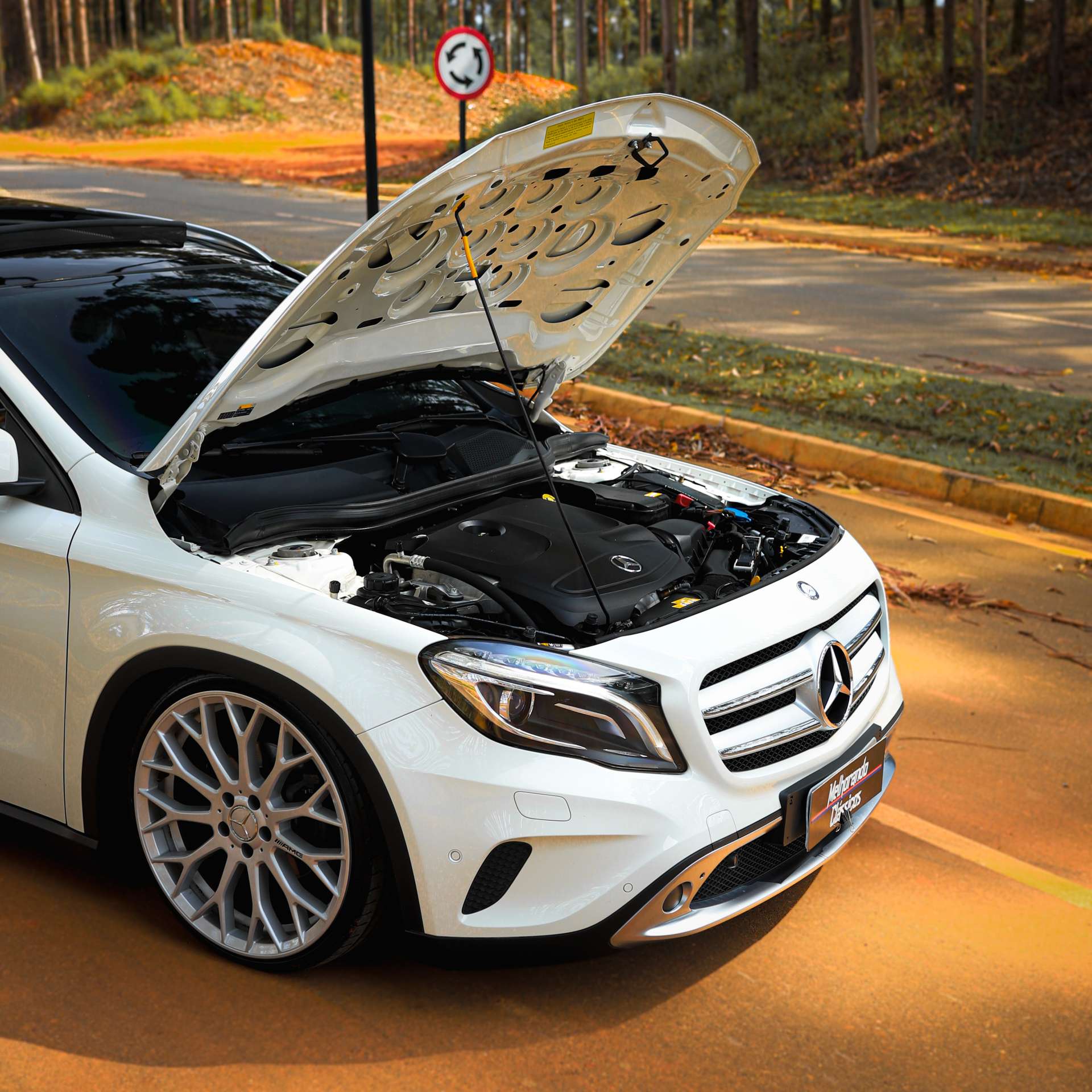 MERCEDES - GLA 200 OU 120 MIL NA CONTA :: Melhorando Clássicos