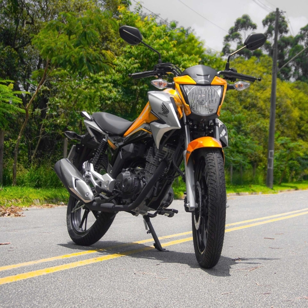 Honda Titan 160 ou 15 mil no pix :: Melhorando Clássicos