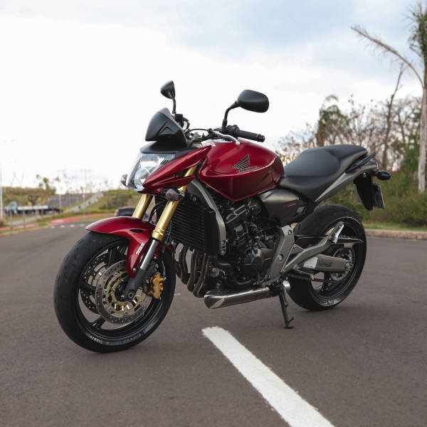 MOTO - CB 600F HORNET OU 35 MIL NO PIX!! :: Melhorando Clássicos