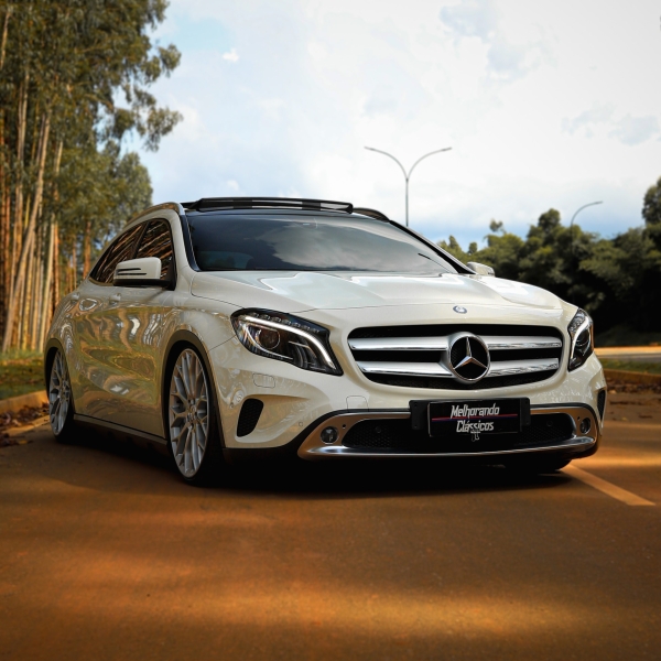 MERCEDES - GLA 200 OU 120 MIL NA CONTA :: Melhorando Clássicos